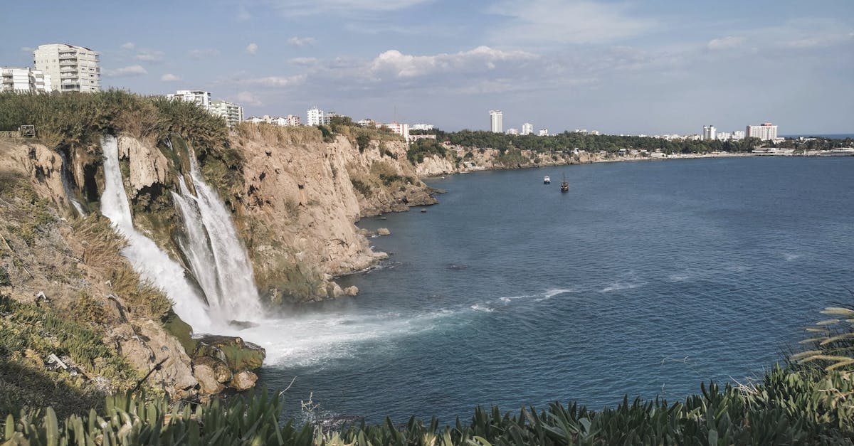 Découvrez la cascade inférieure de Düden à Antalya - Turkeyforfriends
